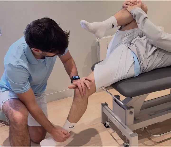 HEER Test - (HyperExtension–External Rotation Test) - NeuroXtrain